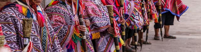All About Authentic Peruvian Textiles | Valencia Travel