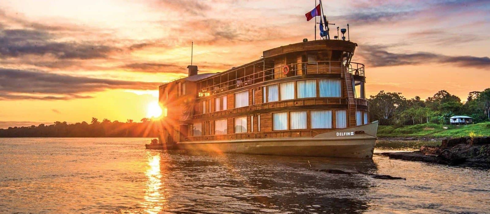 4 Day Delfin II Amazon River Cruise | Valencia Travel